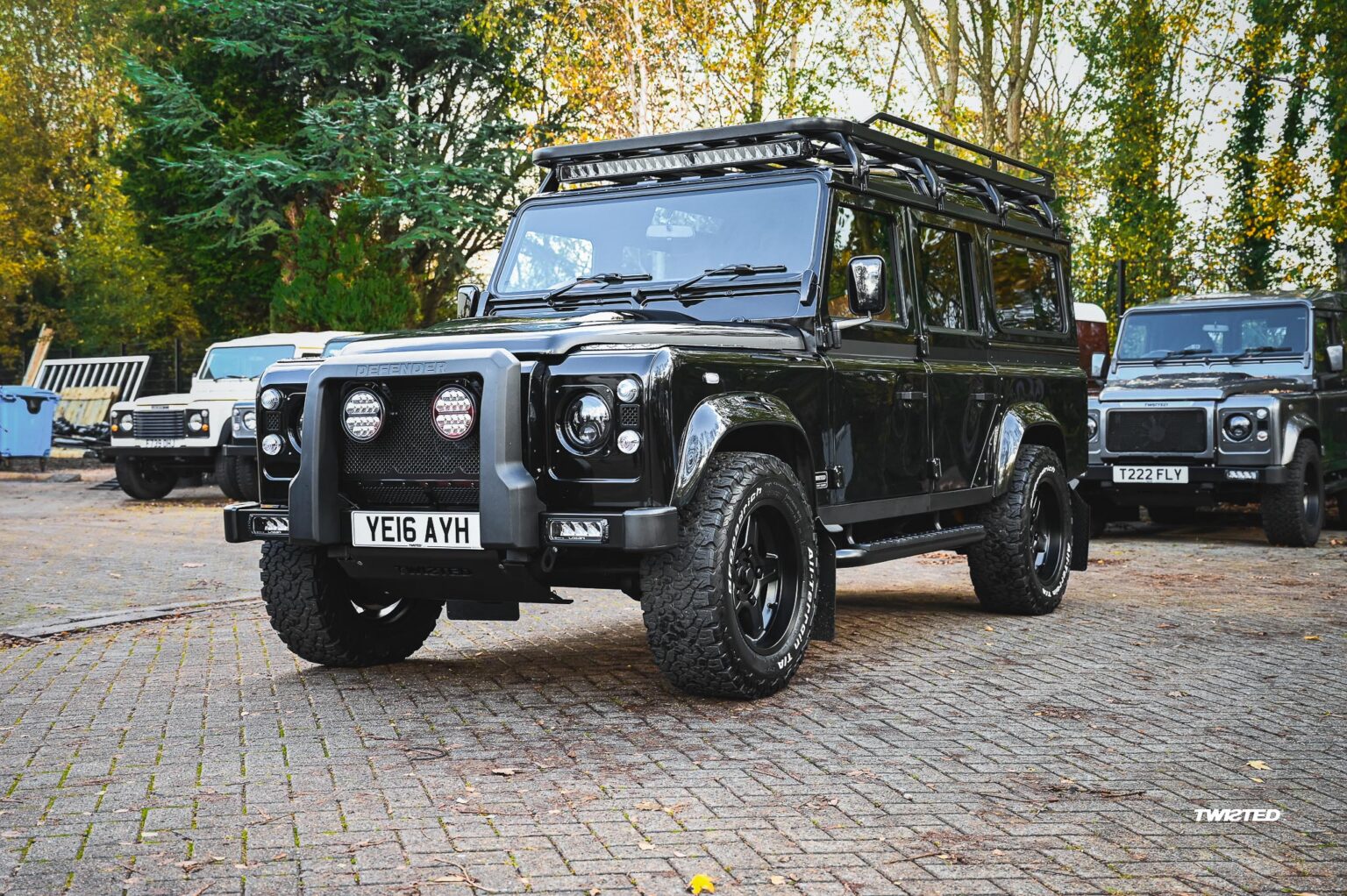 Twisted T110 LS3 V8 Auto - Santorini Black - Twisted Automotive Japan
