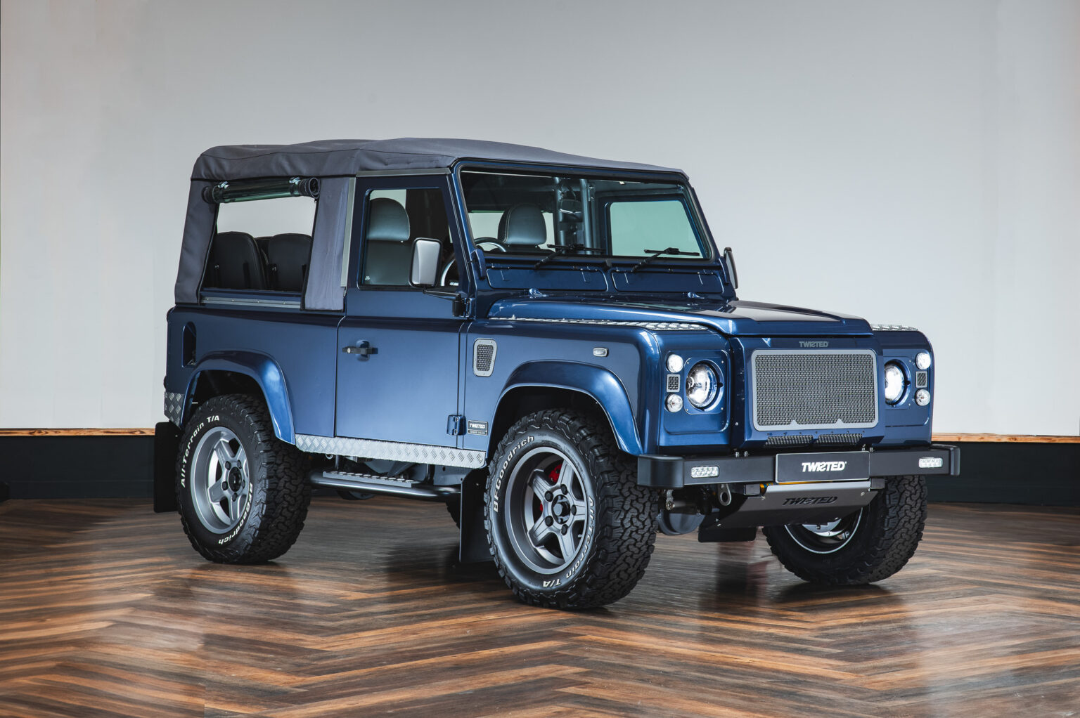 Buy Classic Land Rover Defenders, Classic Defenders For Sale - Twisted ...
