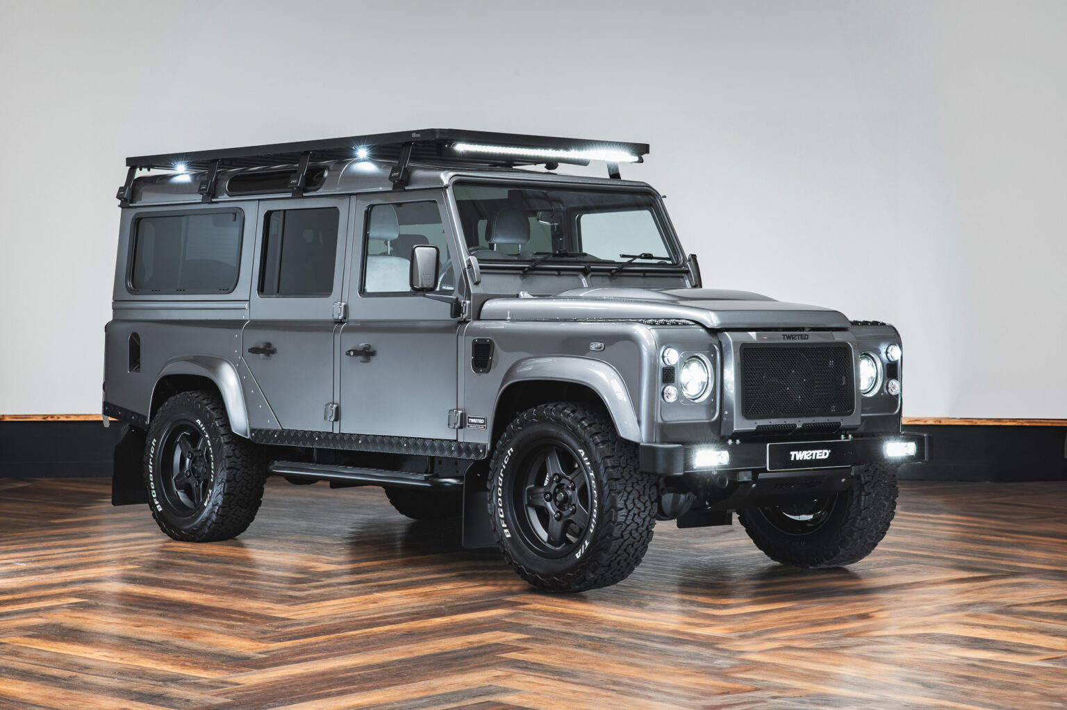 Twisted, Custom Land Rover Defender and Suzuki Jimny - UK