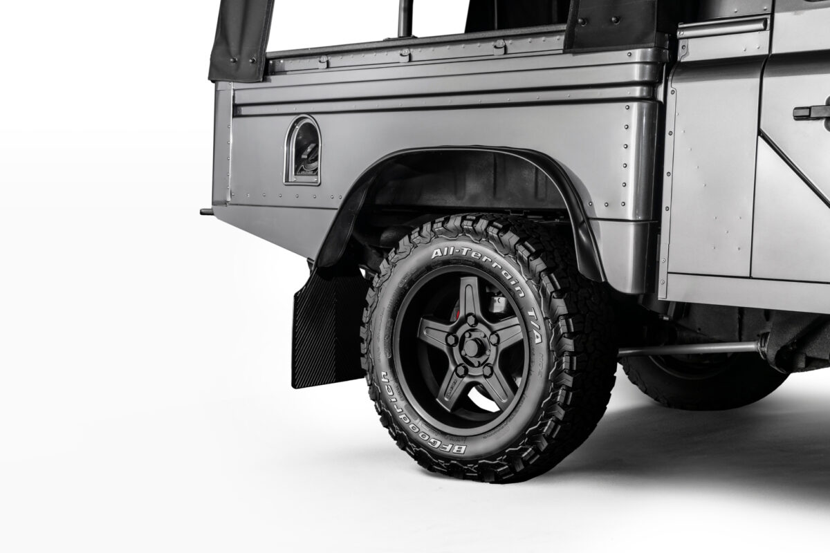 Twisted, Custom Land Rover Defender and Suzuki Jimny - UK
